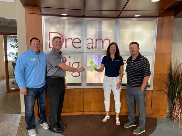 Bank Midwest Donates to Riverline District - Bank Midwest